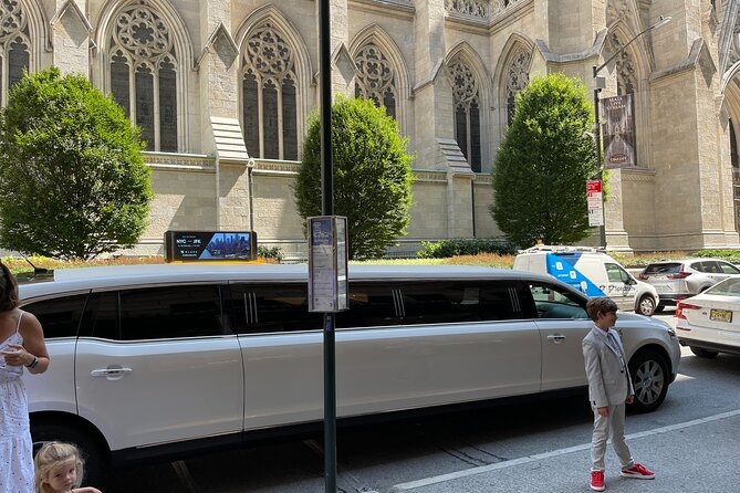 Limo Tour NYC to Woodbury Common Premium Outlets - Why This Tour Works for Different Types of Travelers