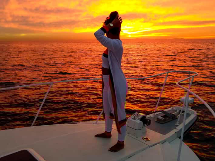 Long Beach: 3hr Private Yacht Trip (1 ticket covers 1-6 ppl) - FAQs
