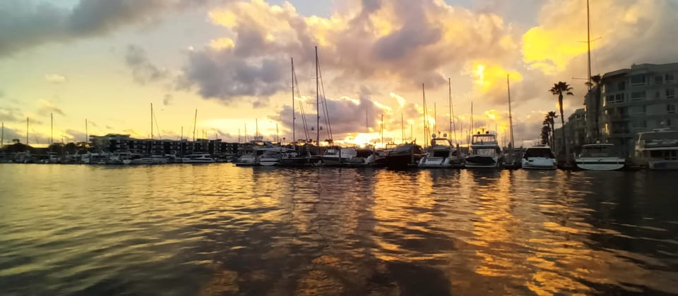 Los Angeles Luxury Cruise w/ Wine, Charcuterie & Sealions - Who Should Book This Tour?