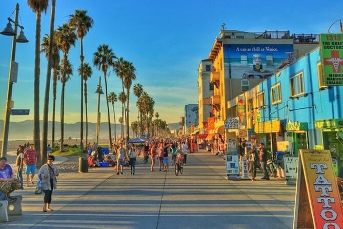 Los Angeles Must-See Attractions private Car Tour With A Guide - Authentic Insights from Reviews