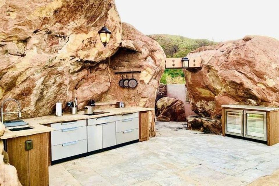 Los Angeles: Private Helicopter Hideaway Day Trip - Who Is This Tour Best Suited For?