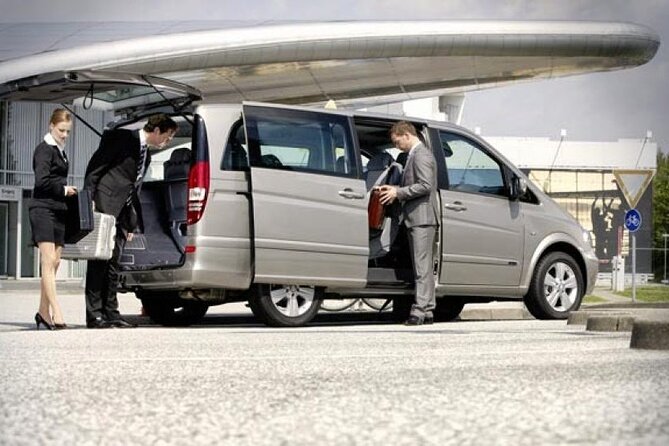 Los Angeles Private Transfer to Corona - Why Choose This Private Transfer?