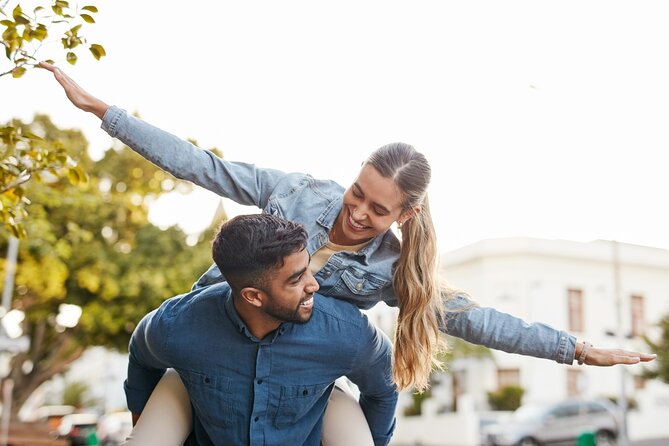 Love in the City: Pittsburghs Enchanting Romantic Walk - Introduction: An Intimate Urban Escape in Pittsburgh