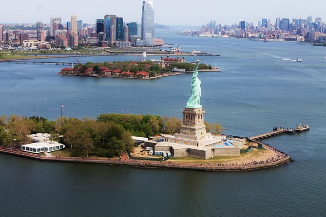 Lower Manhattan Tour with Statue of Liberty View - Practical Insights and Tips