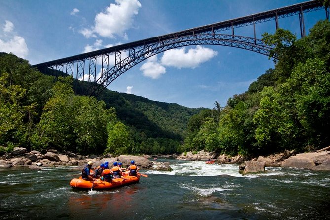 Lower New River Whitewater Rafting Trip - Discover the thrill of West Virginia’s Lower New River Whitewater Rafting