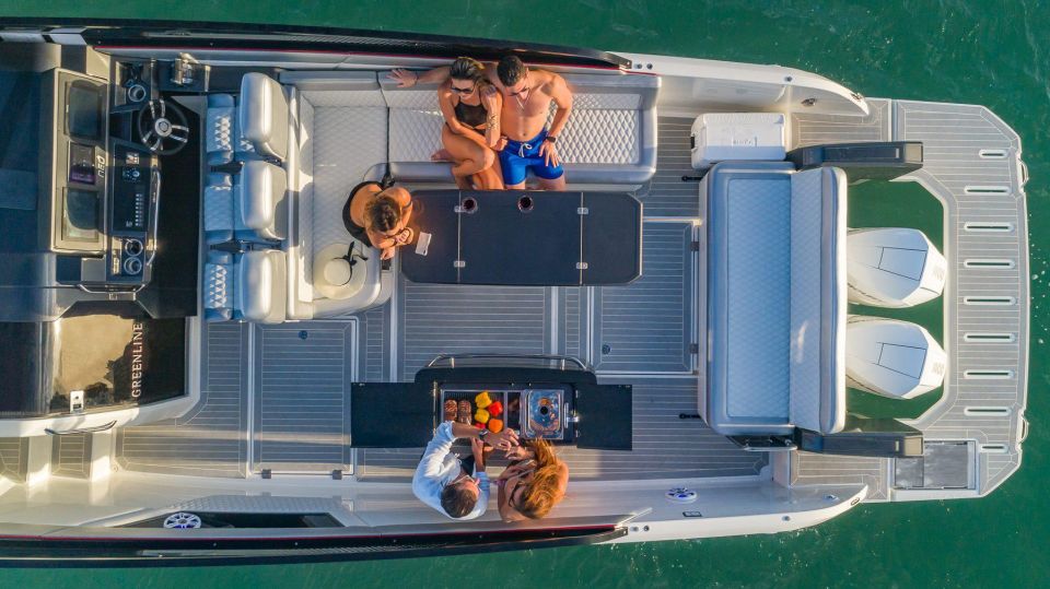 Luxury cruising for your exclusive Group with/without Capt. - The Experience from a Guest’s Perspective