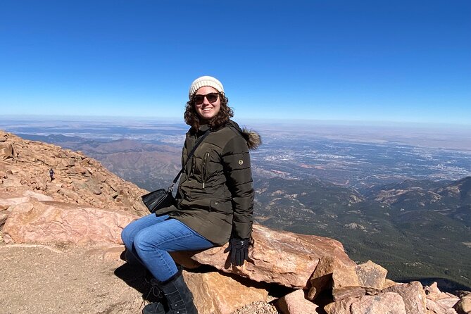 Luxury Private Van to Pikes Peak Garden of Gods - The Itinerary Breakdown