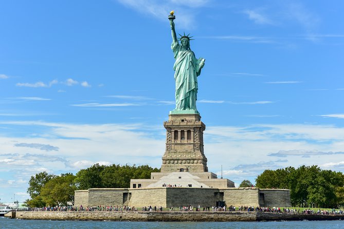 Manhattan Adventure Sightseeing Boat Tour - departing DOWNTOWN - Detailed Review of the Manhattan Speedboat Tour