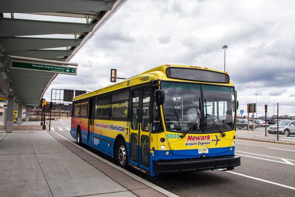 Manhattan: Bus Transfer from/to Newark Airport - Key Points