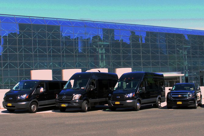Manhattan to JFK: One Way Shared Departure Transfer - The Pickup Experience