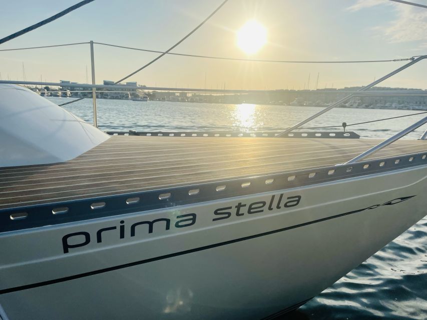 Marina Del Ray: Private Therapy Sail with small plate & vino - Key Points