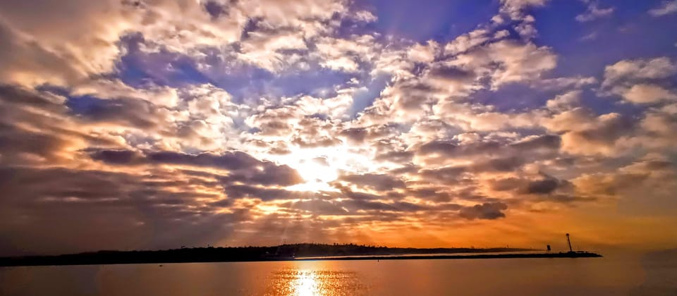 Marina Del Rey: Romantic Cruise, Dinner Charcuterie or Sushi - Why Choose This Marina Del Rey Cruise?
