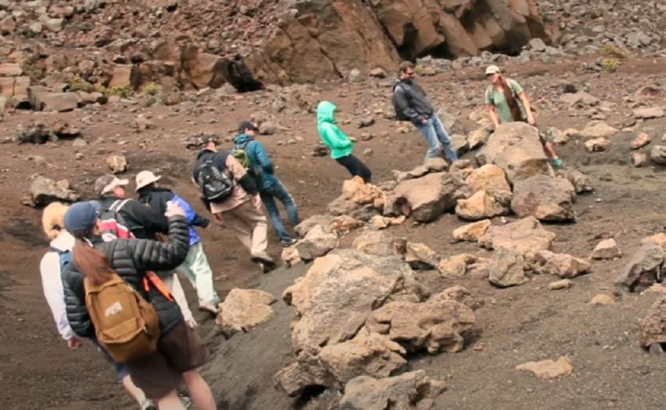 Maui: Guided Hike of Haleakala Crater with Lunch - Food, Snacks, and Comfort
