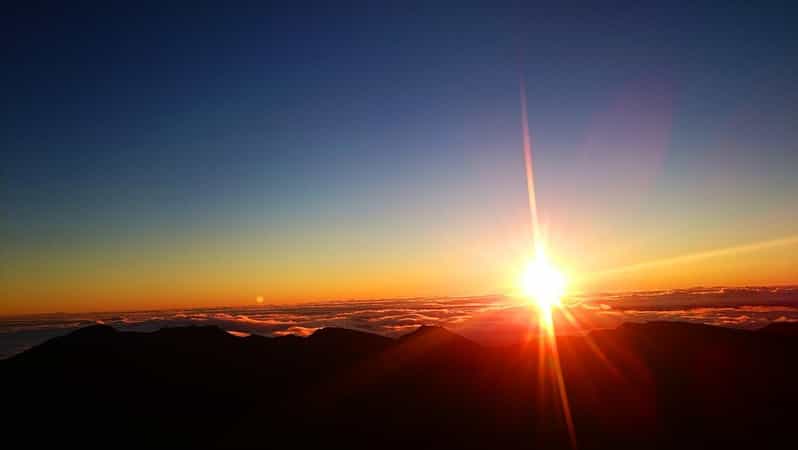 Maui: Haleakala Sunrise Tour with Pick-up - Maui: Haleakalā Sunrise Tour with Pick-up – An Authentic Dawn Experience