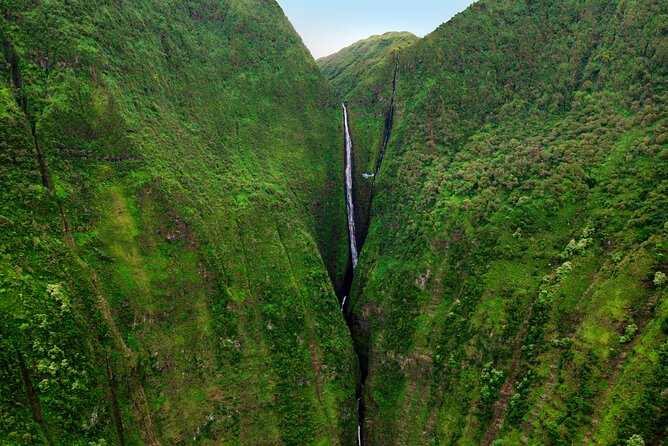 Maui & Molokai Spectacular with Exclusive Landing Helicopter Tour - FAQ