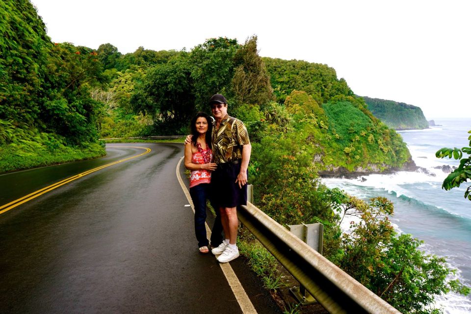 Maui: Private Guided Round-Trip Excursion to Hana - Transportation and Group Size