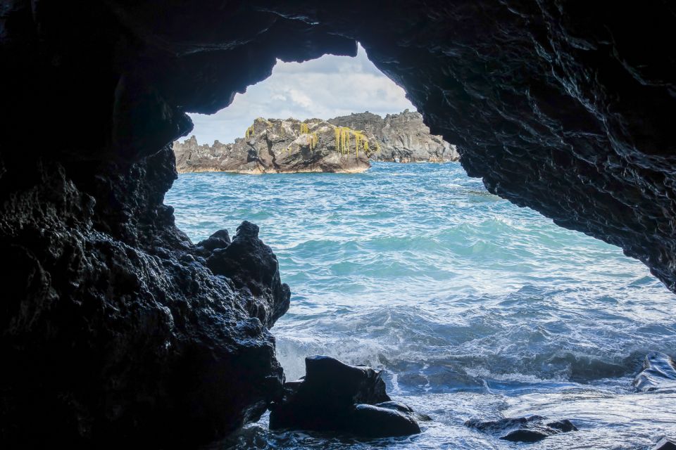 Maui: Small-Group Road to Hna Sightseeing Tour - Key Points