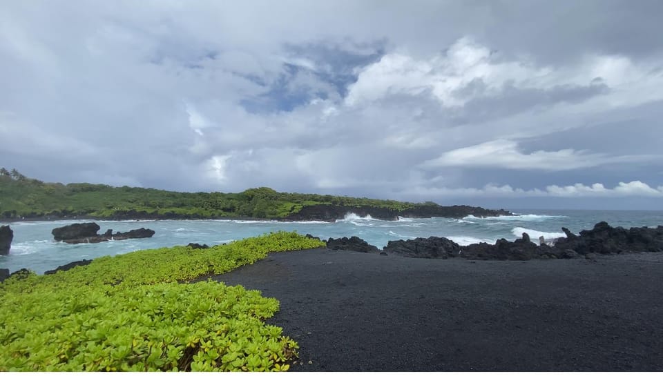 Maui: Van Day Trip to Hana with Local Guide and Lunch - Introduction