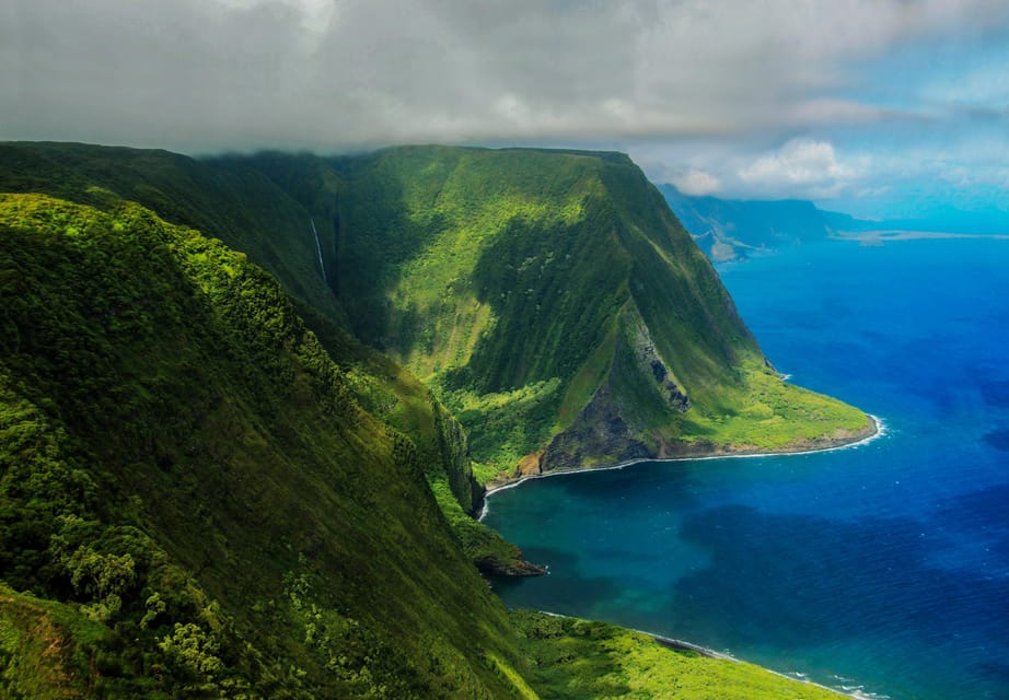 Maui: Waterfalls of West Maui and Molokai Helicopter Tour - An In-Depth Look at the Tour