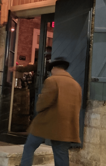 McKinnie-Gene's Paranormal Pub Crawl - An overview of the Paranormal Pub Crawl Experience
