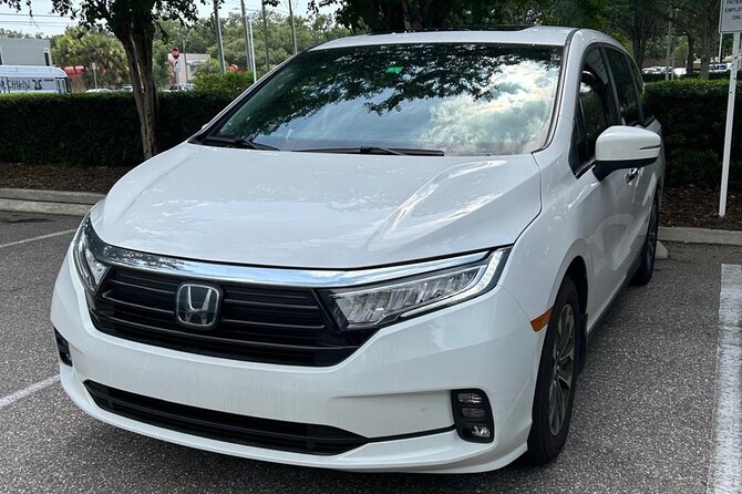 MCO to Orlando: Airport Transfers to/ from Disney and Universal - Key Points
