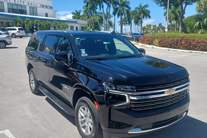 MIA/FLL airport and Port of Miami luxury private transfers - The Vehicle and Comfort