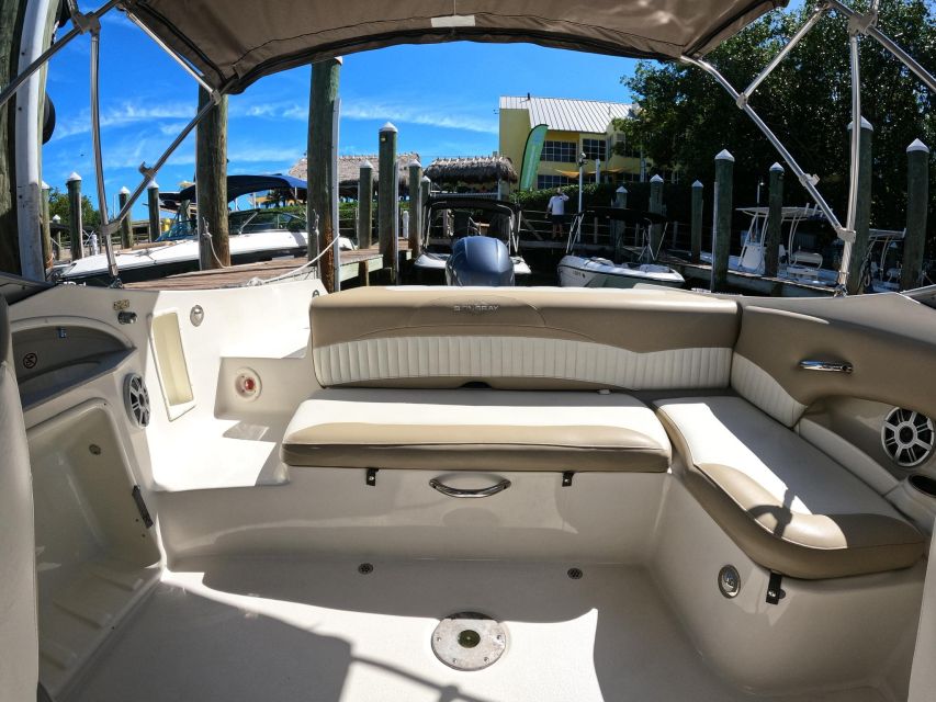 Miami: 24-Foot Private Boat for up to 8 People - Introduction