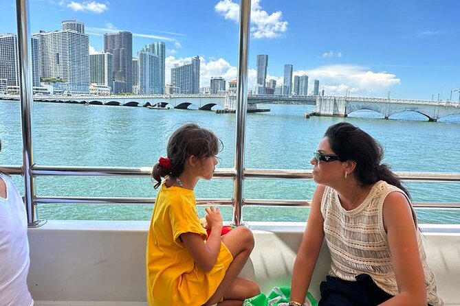 Miami and Bayside 90 min Cruise of Celebrity Islands - What to Expect on the Boat