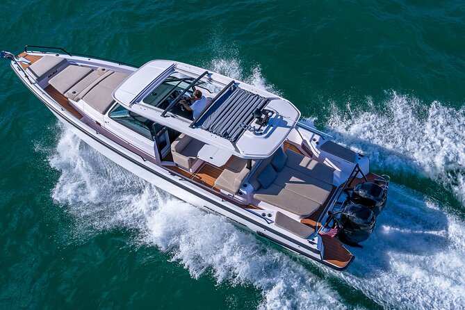 Miami Bay Discovery Private Yacht Cruise with Captain - Authentic Experiences from Guest Reviews