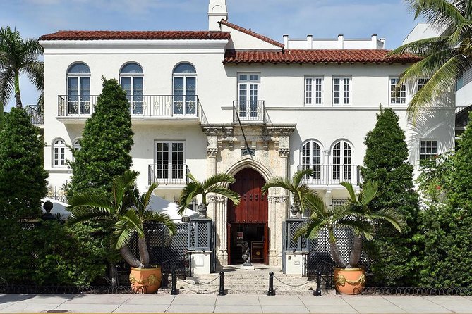 Miami Beach Art Deco & History Walk Tour with Design Enthusiast - What to Expect at Each Stop