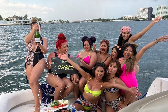 Miami Beach Luxury Yacht Adventure: Explore Stunning Coastline - Who Will Love This Tour?
