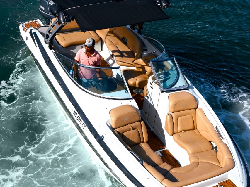 Miami Beach: Spectacular Sandbar & Skyline Boat Tour - Exploring the Miami Beach: Spectacular Sandbar & Skyline Boat Tour in Detail