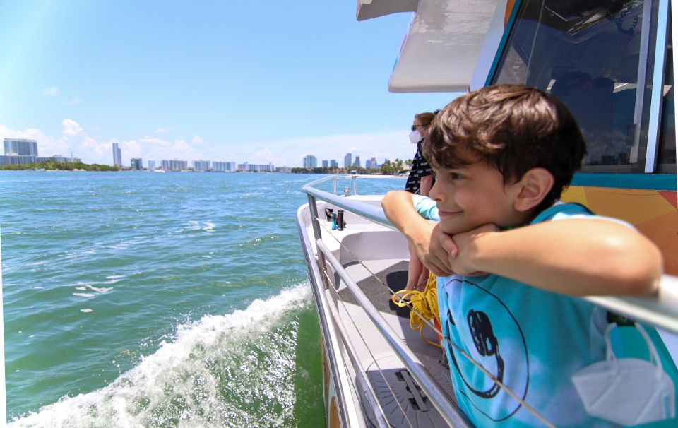 Miami: Biscayne Bay Celebrity Homes Sightseeing Cruise - How the itinerary unfolds