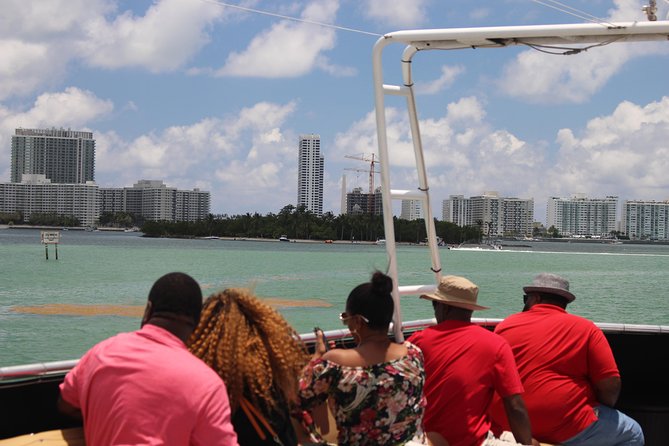 Miami Boat Tour of Celebrity Homes - The Experience in Detail  