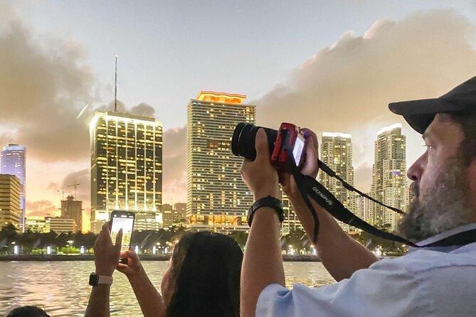 Miami Evening Cruise of Biscayne Bay on Luxury Yacht - Key Points