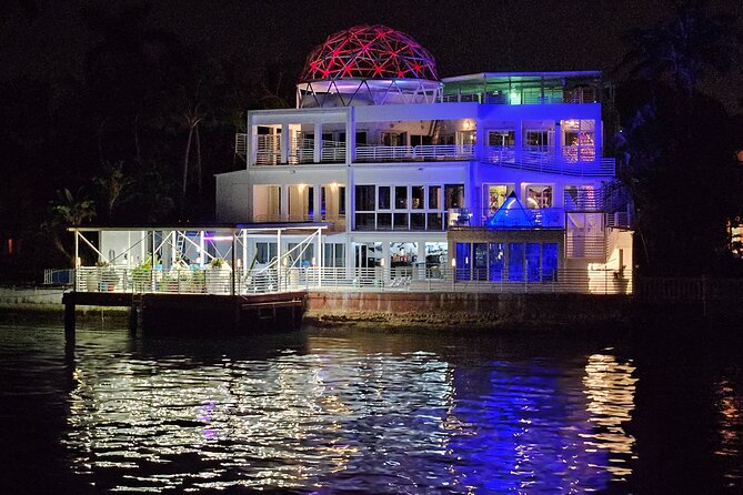 Miami Evening Cruise of Biscayne Bay on Luxury Yacht - FAQs