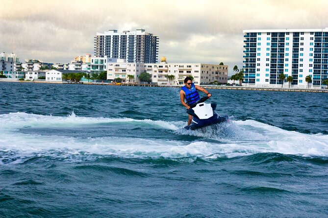 Miami: Jet Ski Tour of Biscayne Bay from Bayside Marketplace - FAQ