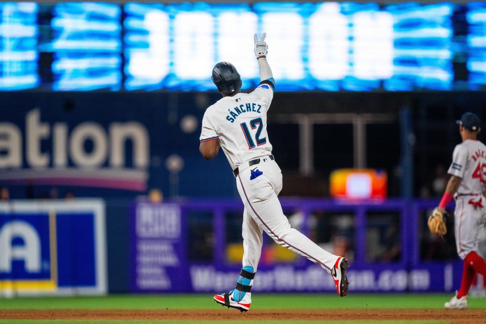 Miami Marlins Baseball Game Ticket at LoanDepot Park - Practical Tips for Visitors