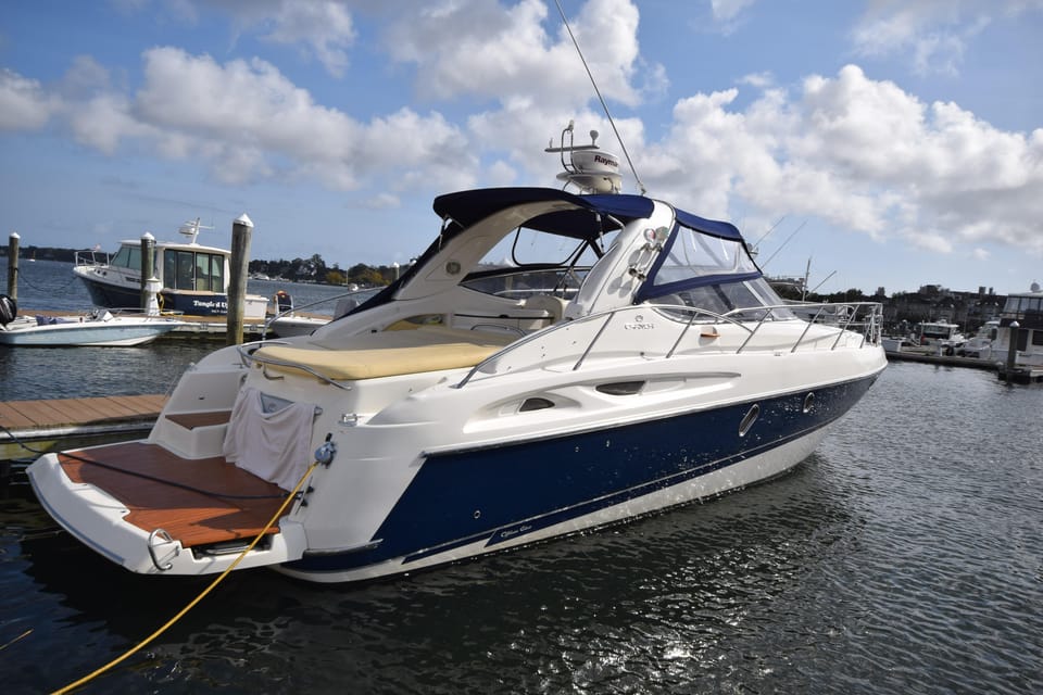 Miami Night Time Yacht or Boat Charter for Up to 12 Guests - Exploring the Miami Nighttime Yacht Experience
