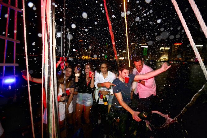 Miami Party Boat Cruise Music & Skyline Views 1 hour 20min of fun - FAQ