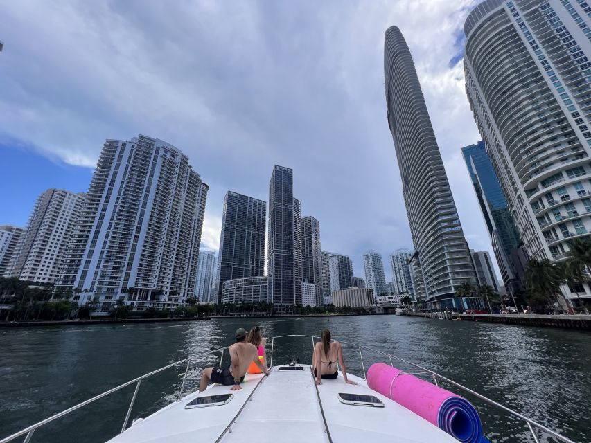 Miami: Private 52ft Luxury Yacht Rental with Captain - An Up-Close Look at the Yacht Experience