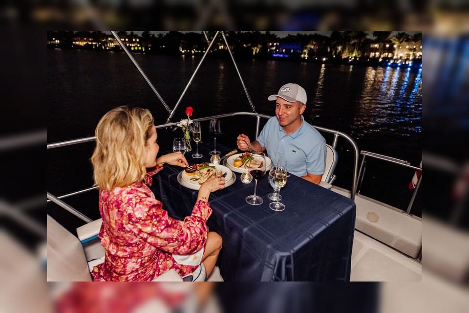 Miami: Private Dinner Cruise for 2 on a yacht. - Key Points