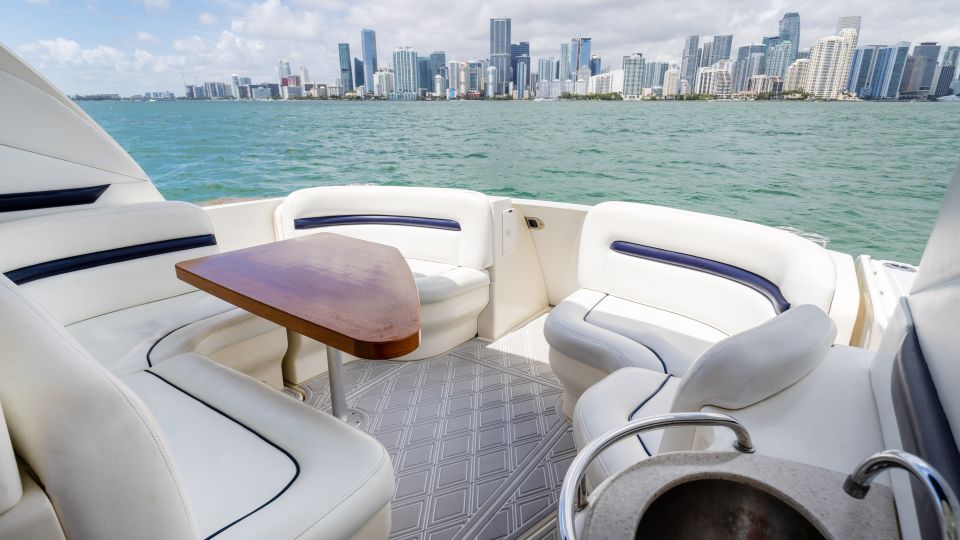 Miami: Private Yacht Cruise with Champagne - The Itinerary in Detail
