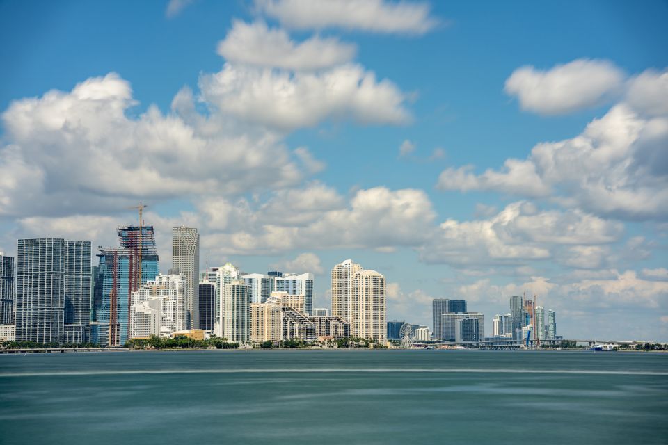 Miami: Private Yacht Cruise with Champagne - Meeting Points and Practical Details