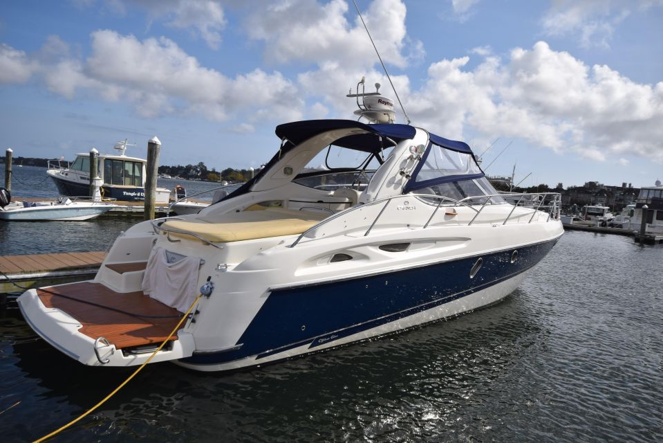 Miami: Private Yacht for up to 12 People - Key Points: