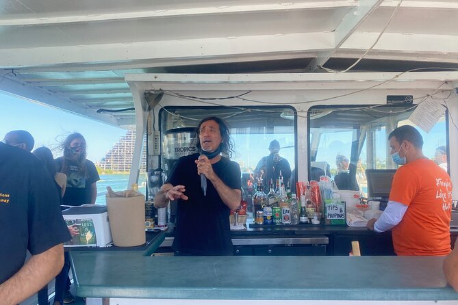 Miami Skyline: Happy Hour Cruise Music & Cash Bar - Key Points