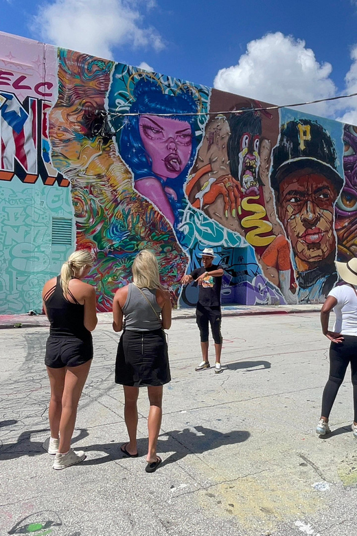Miami: Triple Combo Swamp, City & Sea exploration - Day 1: Discovering the City’s Iconic Highlights