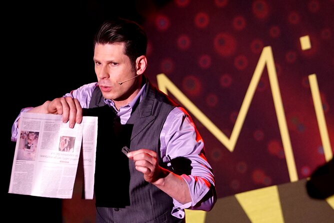 Mike Hammer Comedy Magic Show at the Four Queens Hotel - The Experience in Detail