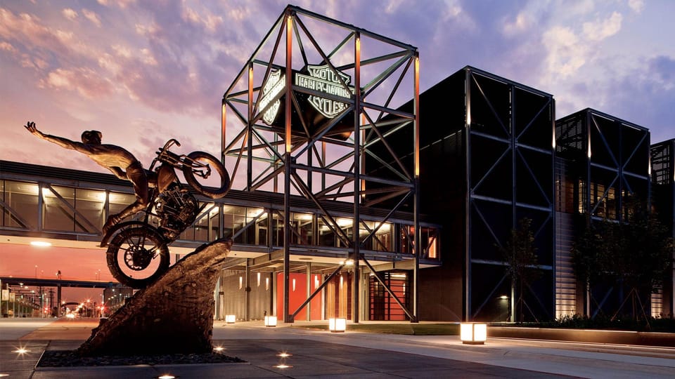 Milwaukee 1-Day Tour from Chicago - Value and Practicality