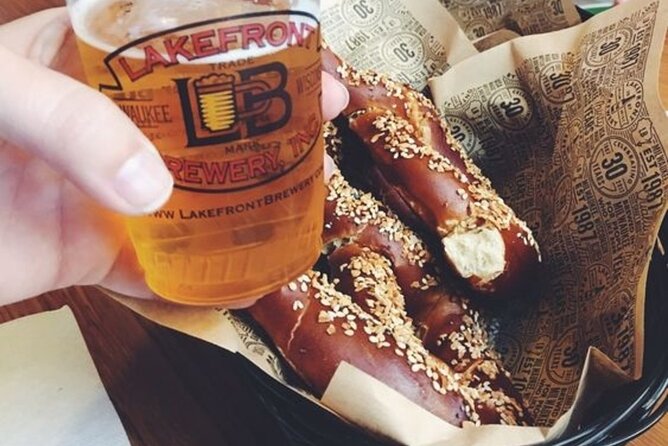 Milwaukee : Best Street Food Private Tour With A Local Guide - What to Expect: A Step-by-Step Breakdown